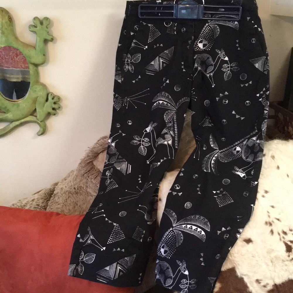 Cute And Funky Chico's Aboriginal Art Print Pants! - Gem